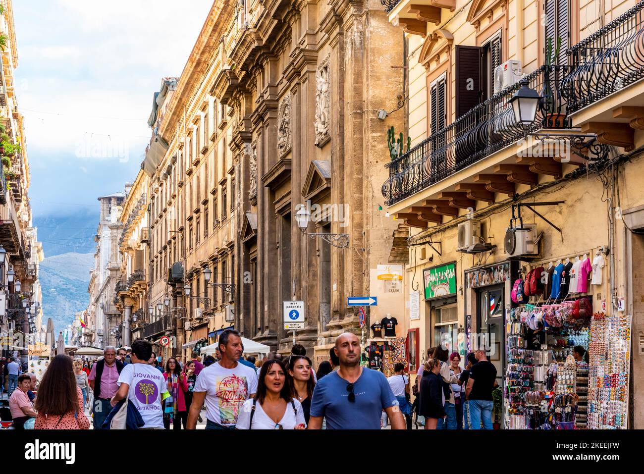 People Walking Down The Via Maqueda, Palermo, Sicily, Italy Stock Photo ...