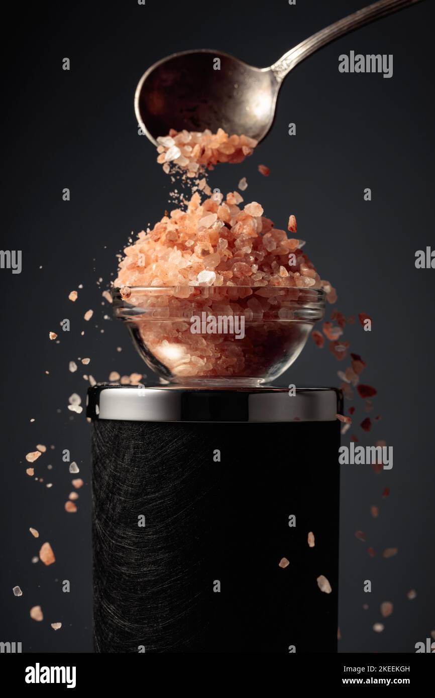Salt pouring motion hi-res stock photography and images - Alamy
