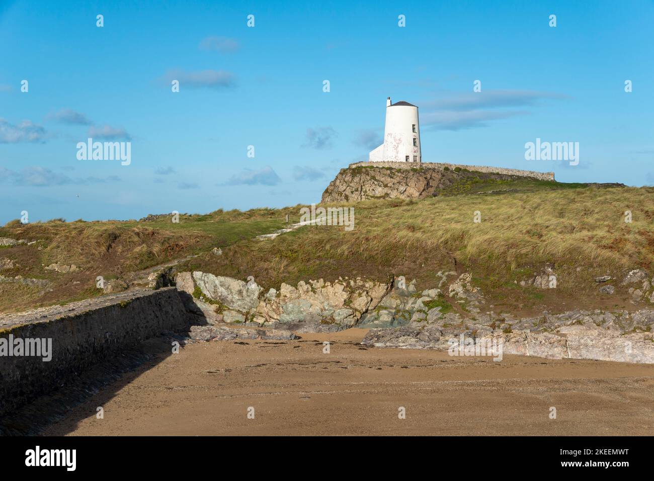 Twr Mawr lighthouse on Llanddwyn Island, Anglesey, North Wales Stock ...