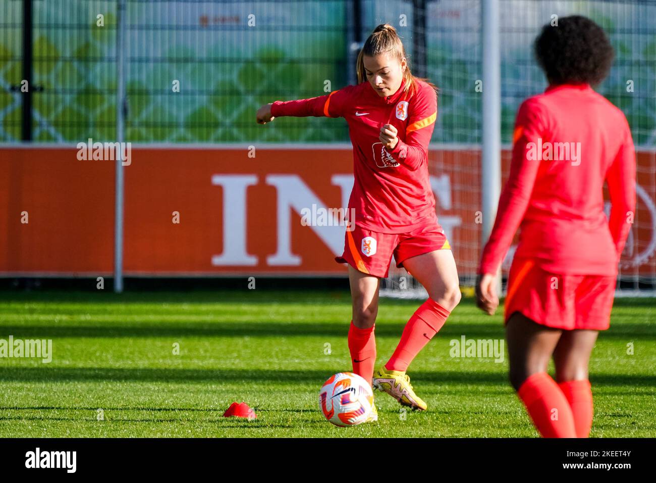 Womens football kayleigh van dooren hi-res stock photography and images ...