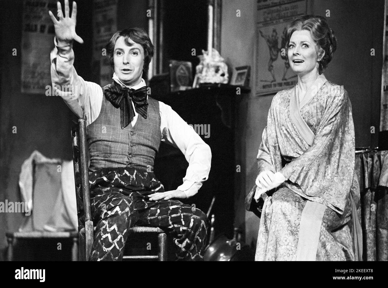 Ian Richardson (Tom Wrench), Elizabeth Power (Avonia Bunn) in TRELAWNY ...