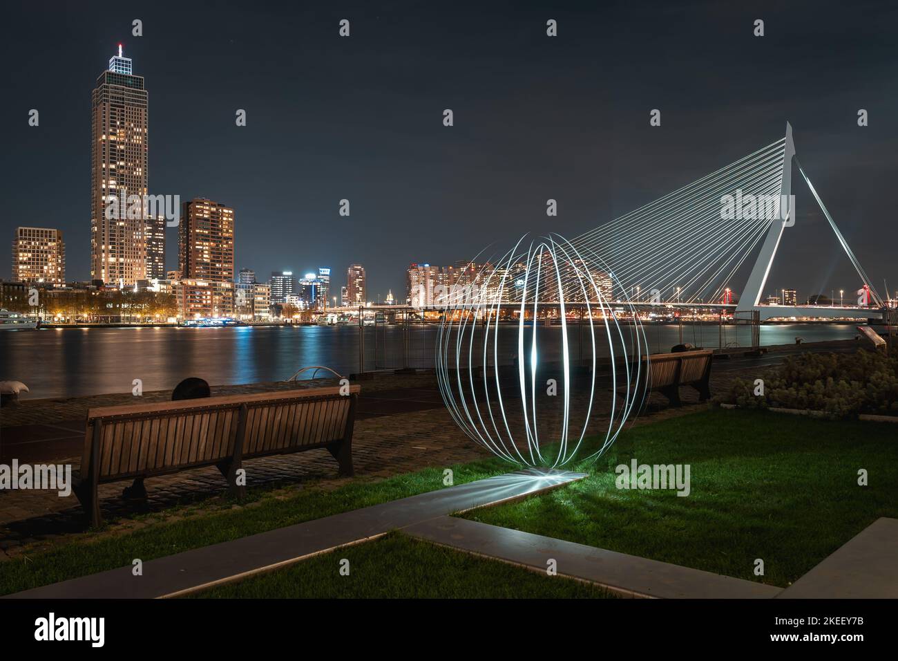 Light painting at Rotterdam The Netherlands- Erasmusbridge by night ...
