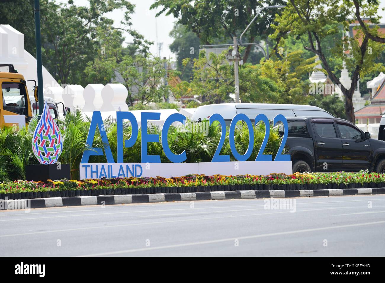 Bangkok, Thailand. 11th Nov, 2022. On the grounds outside the Grand ...