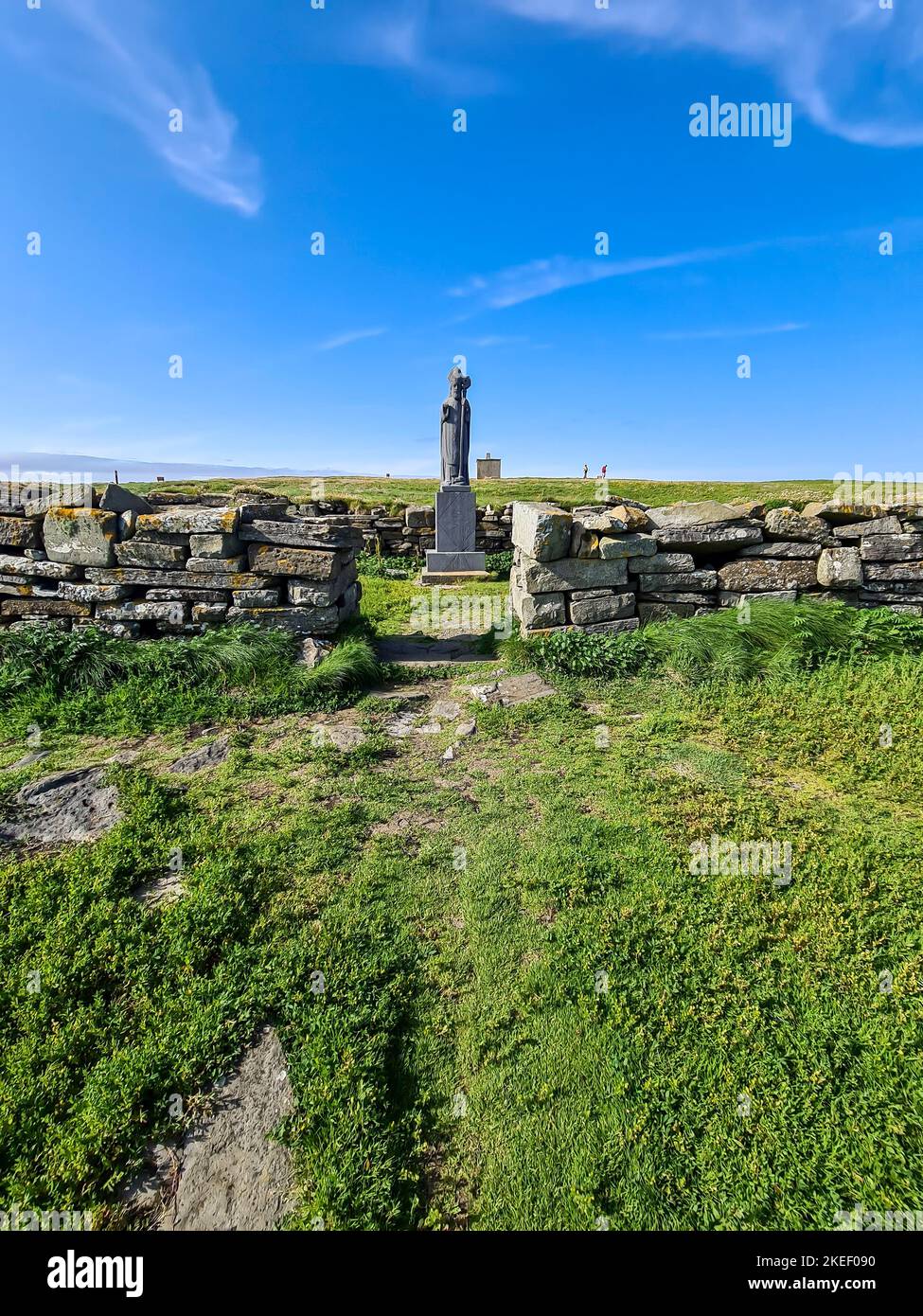 Saint patrick statue hi-res stock photography and images - Alamy