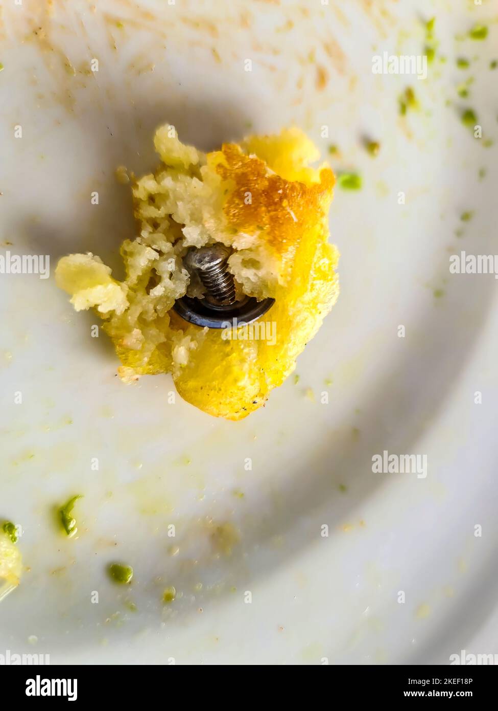 Food processing factory mechanic hi-res stock photography and images ...