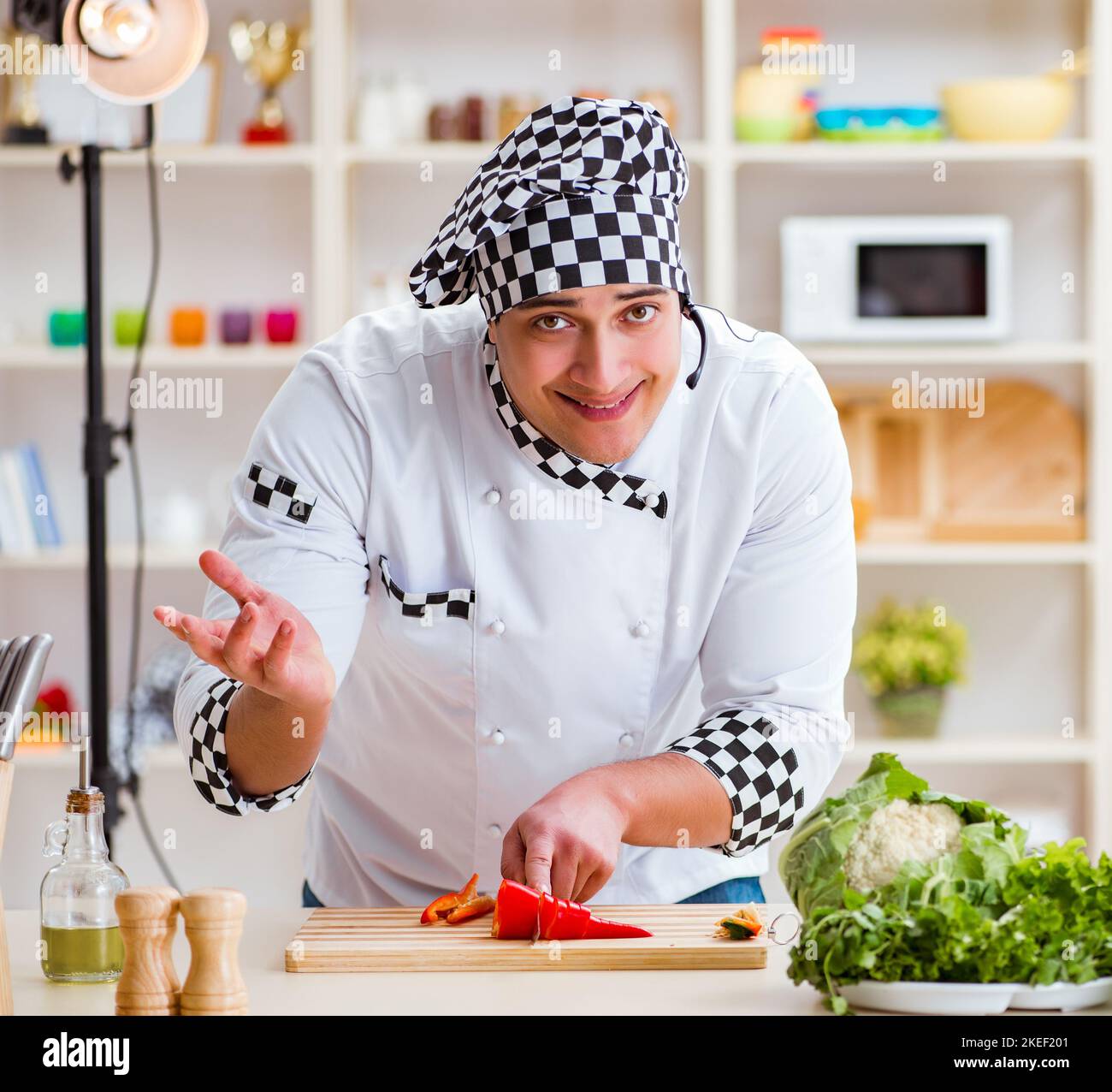 The food cooking tv show in the studio Stock Photo - Alamy