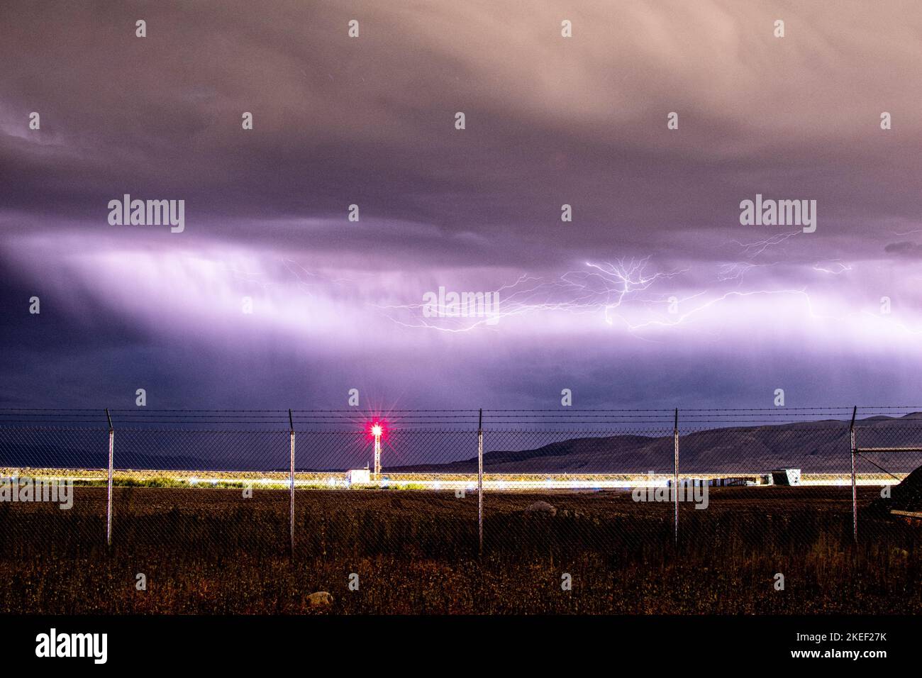 The lightning in the night sky Stock Photo - Alamy