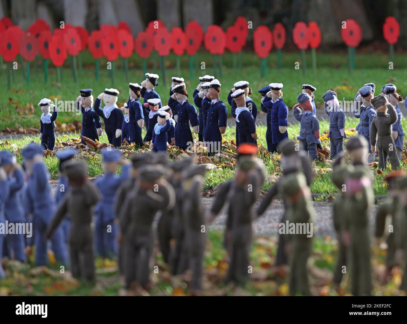 Knitted remembrance figures hi-res stock photography and images - Alamy