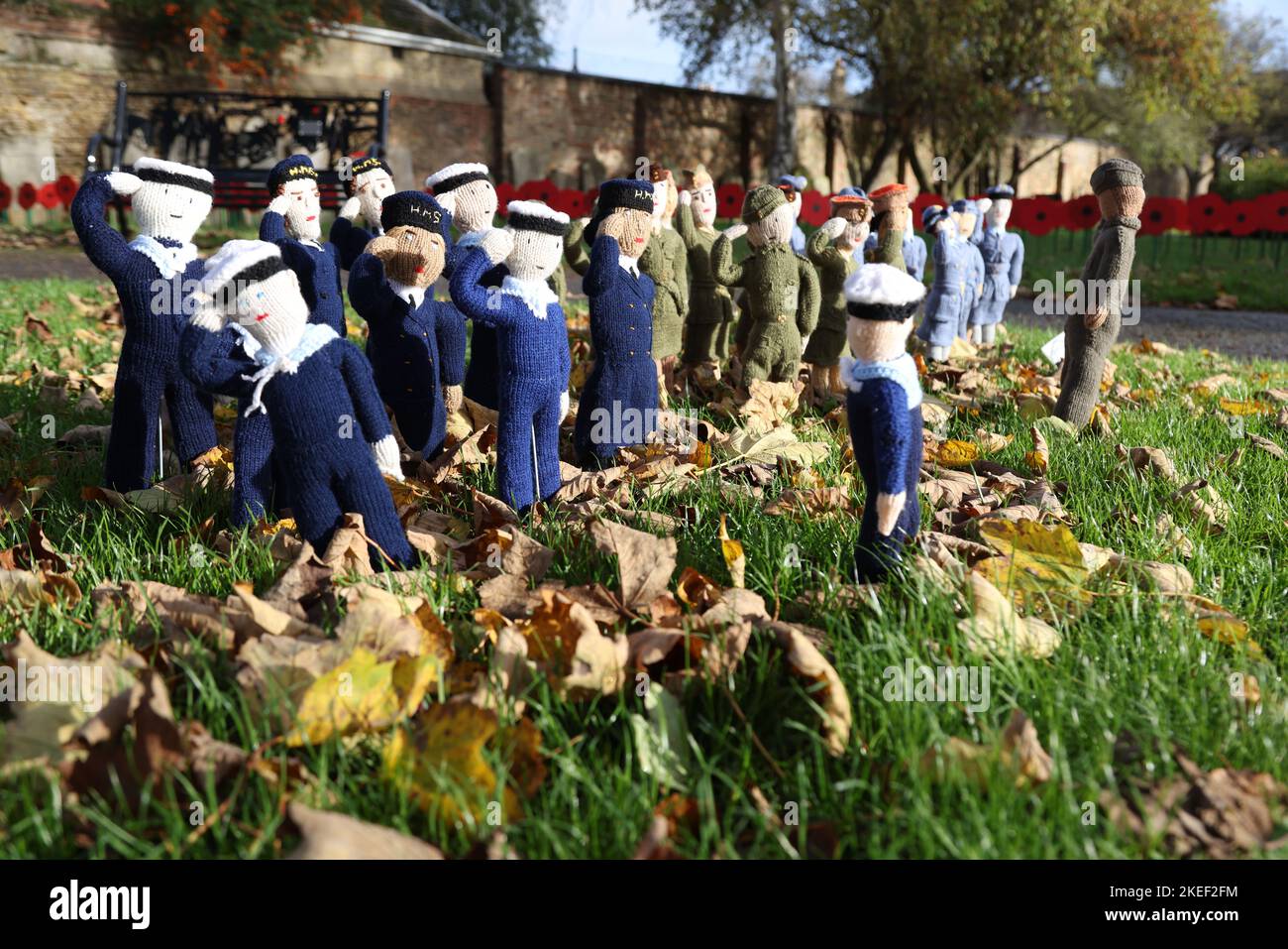 Knitted remembrance figures hi-res stock photography and images - Alamy