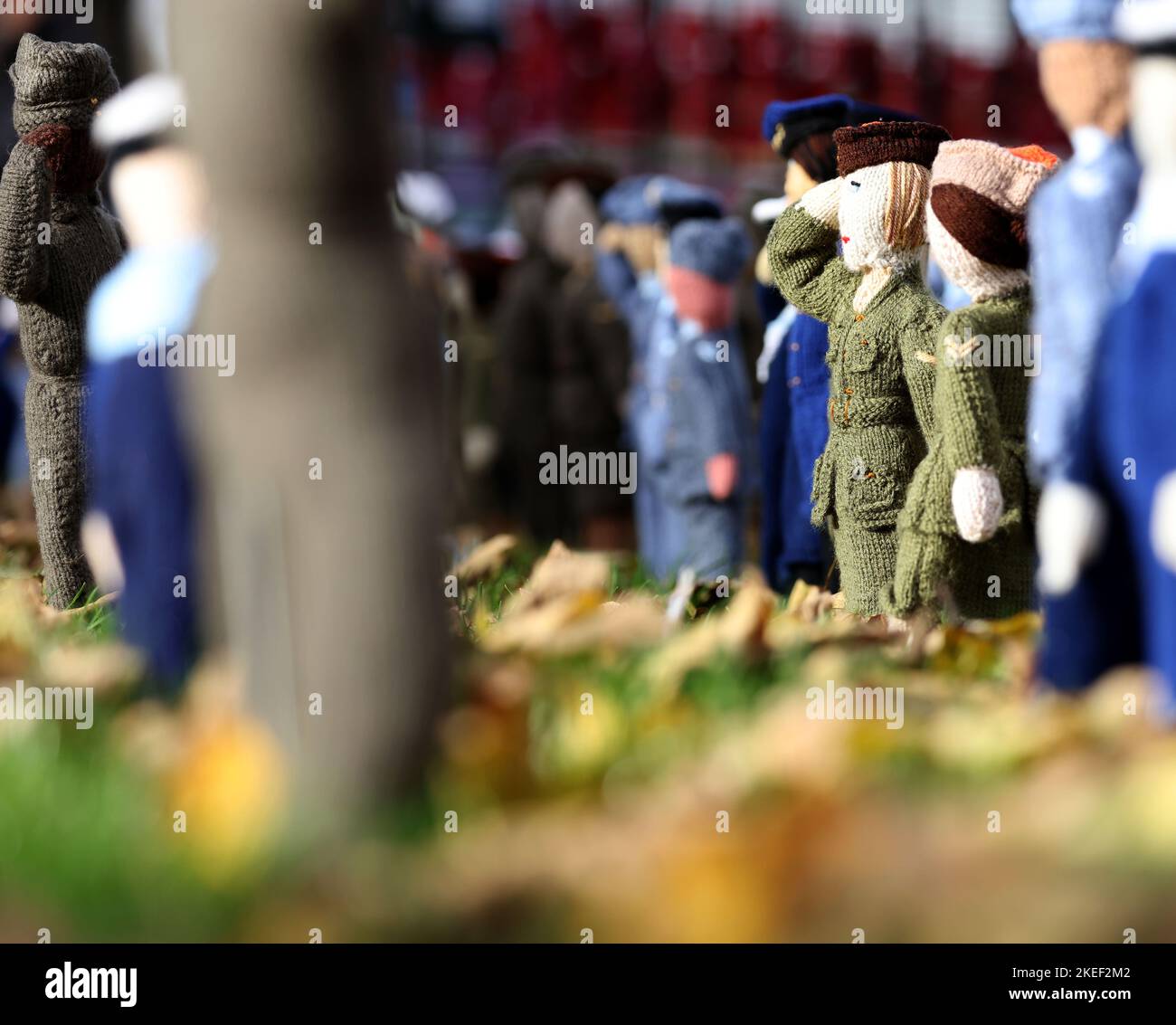 Knitted remembrance figures hi-res stock photography and images - Alamy