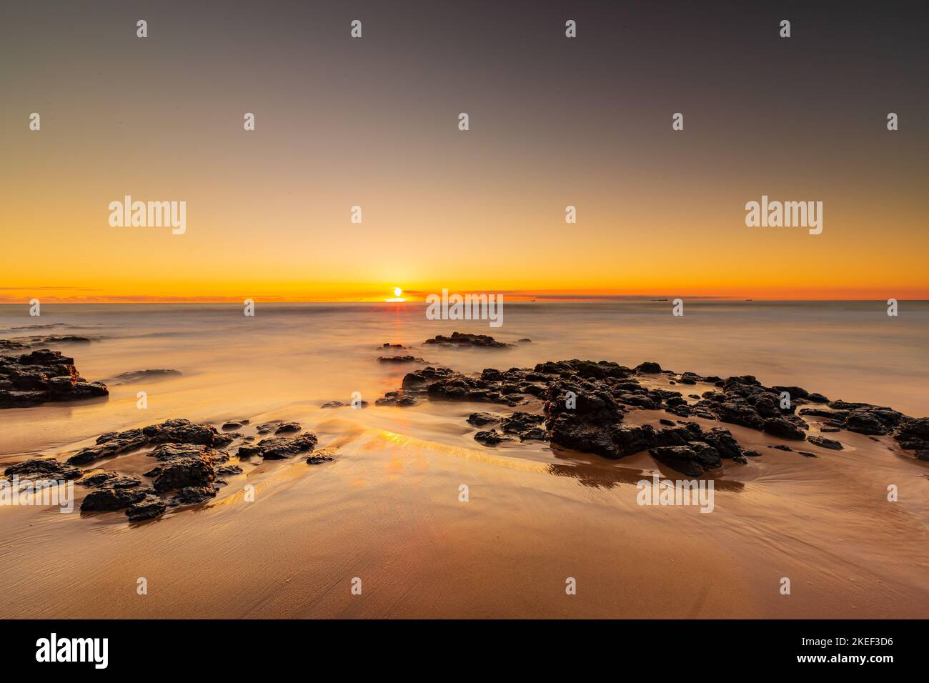 The sunset at the Bunbury beach in Western Australia Stock Photo - Alamy