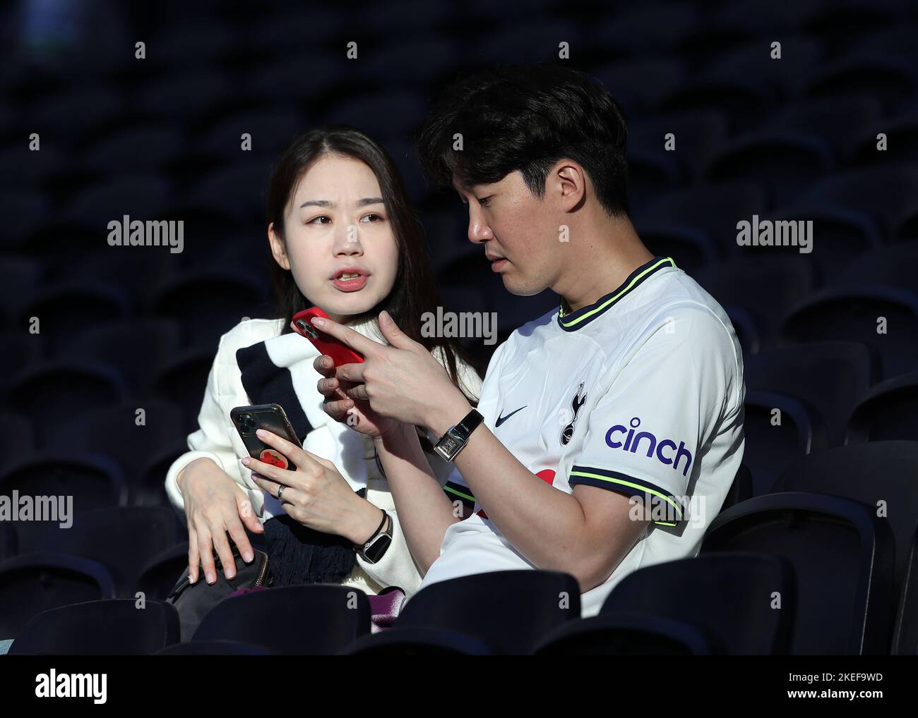 Fans south london football hi-res stock photography and images - Alamy