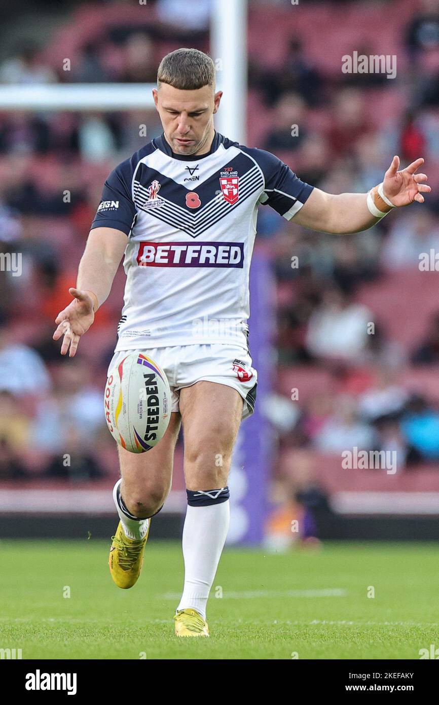 George Williams of England in action during the Rugby League World Cup ...