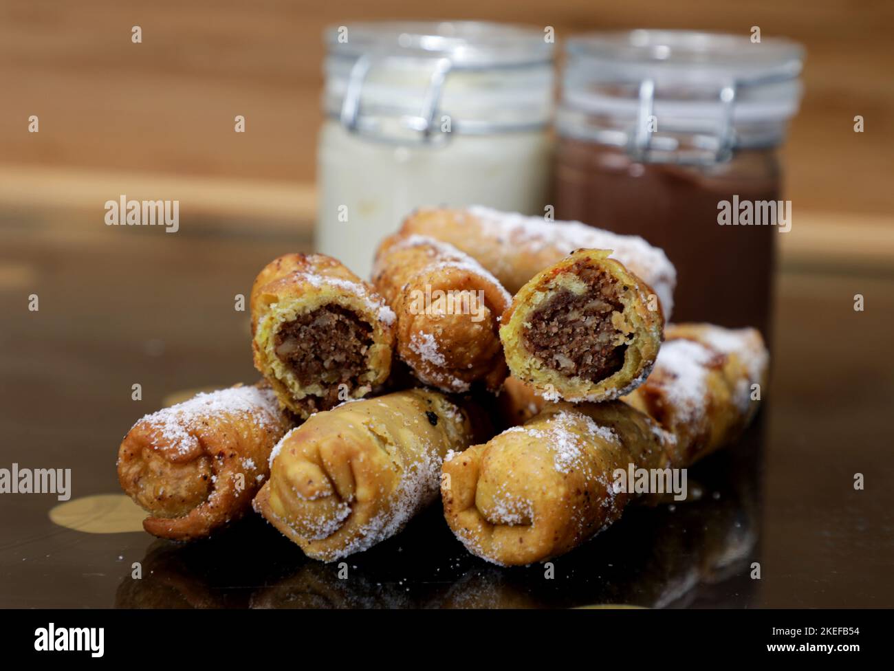 Middle Eastern Phyllo Rolls Sweet Stock Photo - Alamy