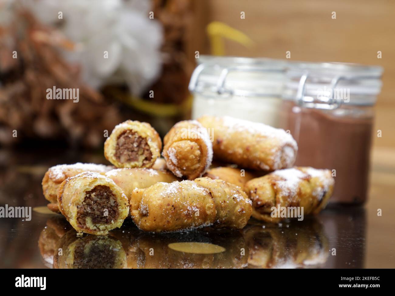 Middle Eastern Phyllo Rolls Sweet Stock Photo - Alamy