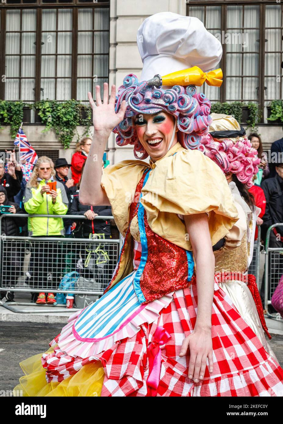 London, UK. 12th Nov, 2022. Singer and presenter Stacey Solomon-Swash ...