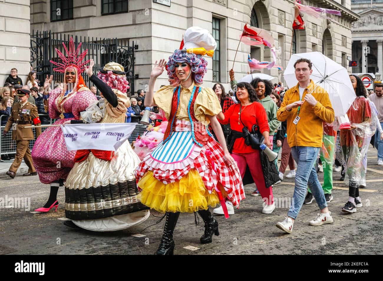 London, UK. 12th Nov, 2022. Singer and presenter Stacey Solomon-Swash ...