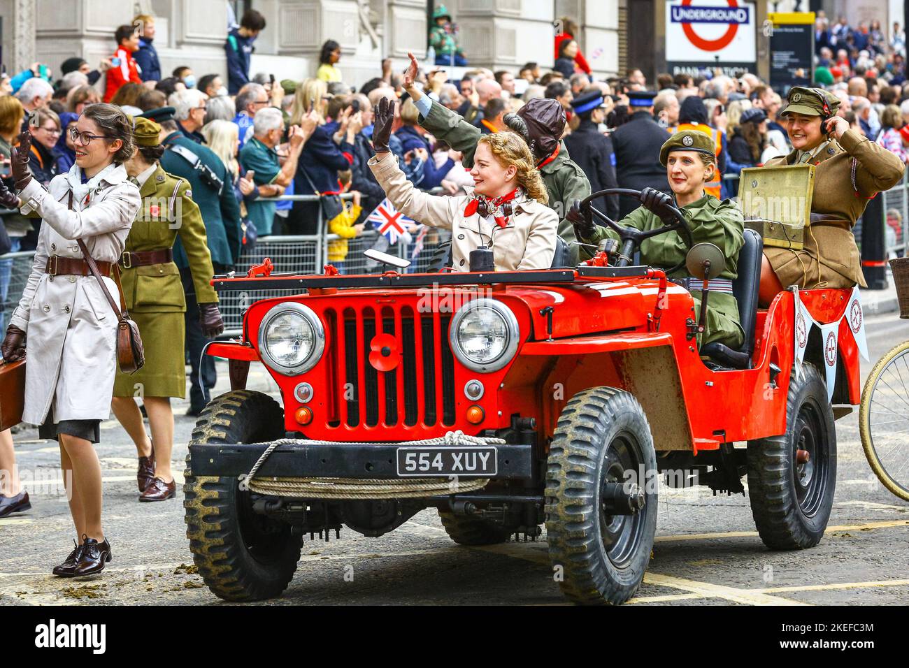 London, UK. 12th Nov, 2022. Participants in historic wartime outfits ...