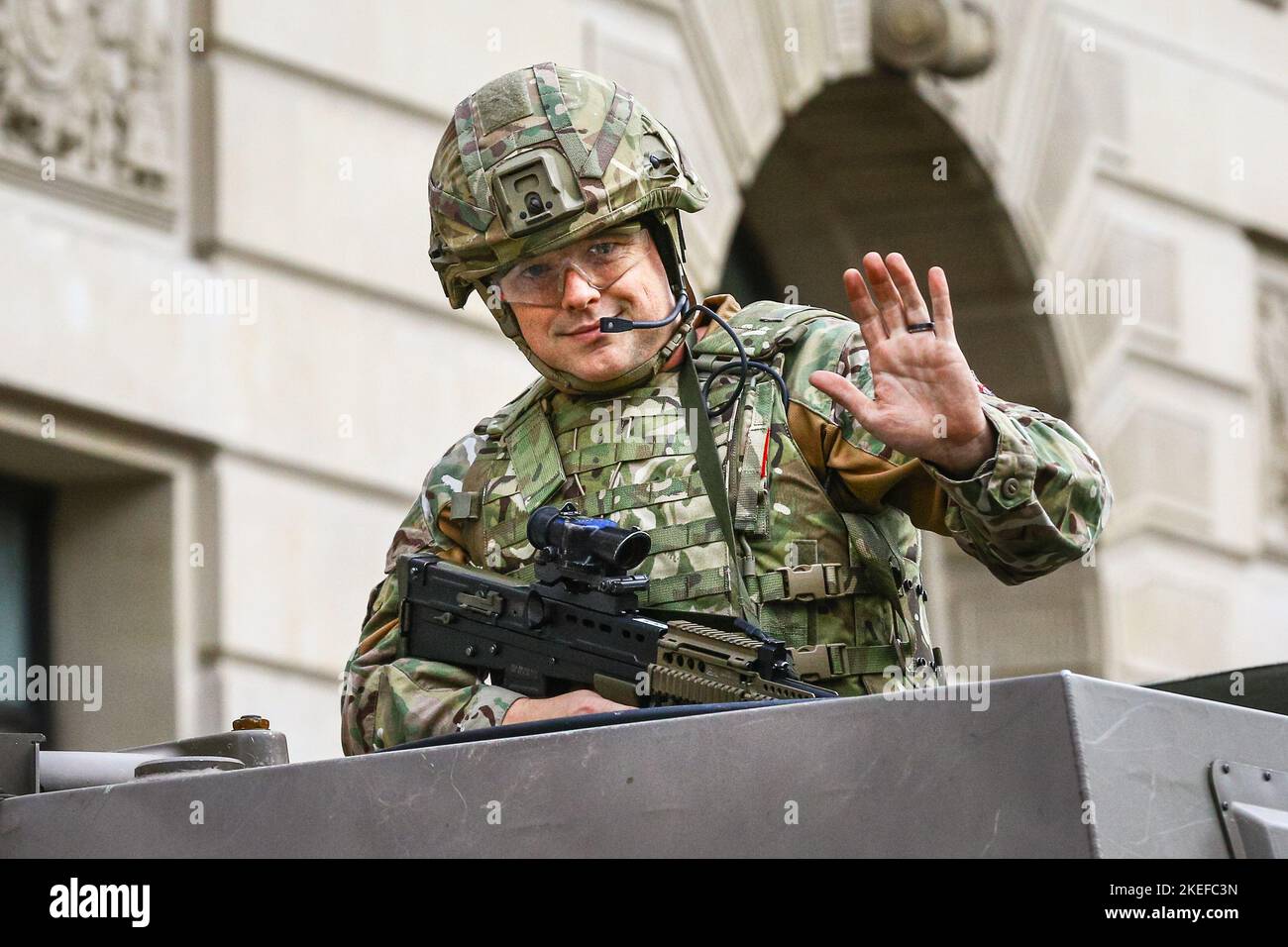 London, UK. 12th Nov, 2022. A soldier with the Royal Logistics Corps ...