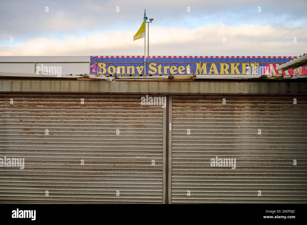 Shuttered stalls in the now closed down Bonny Street outdoor market in ...