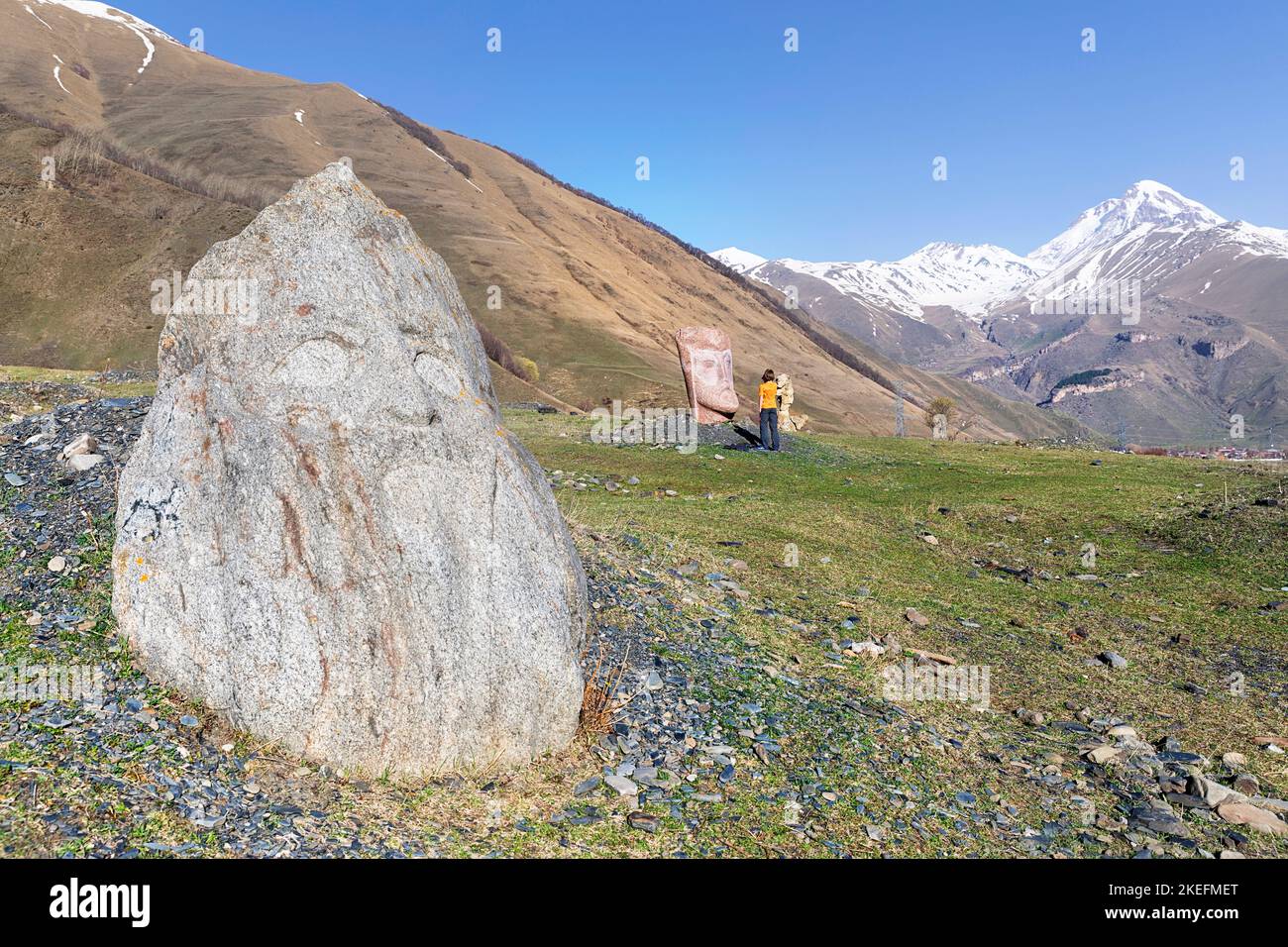 Sno Village ‘Giant Stone Heads Sculptures made by Merab Piranishvili ...