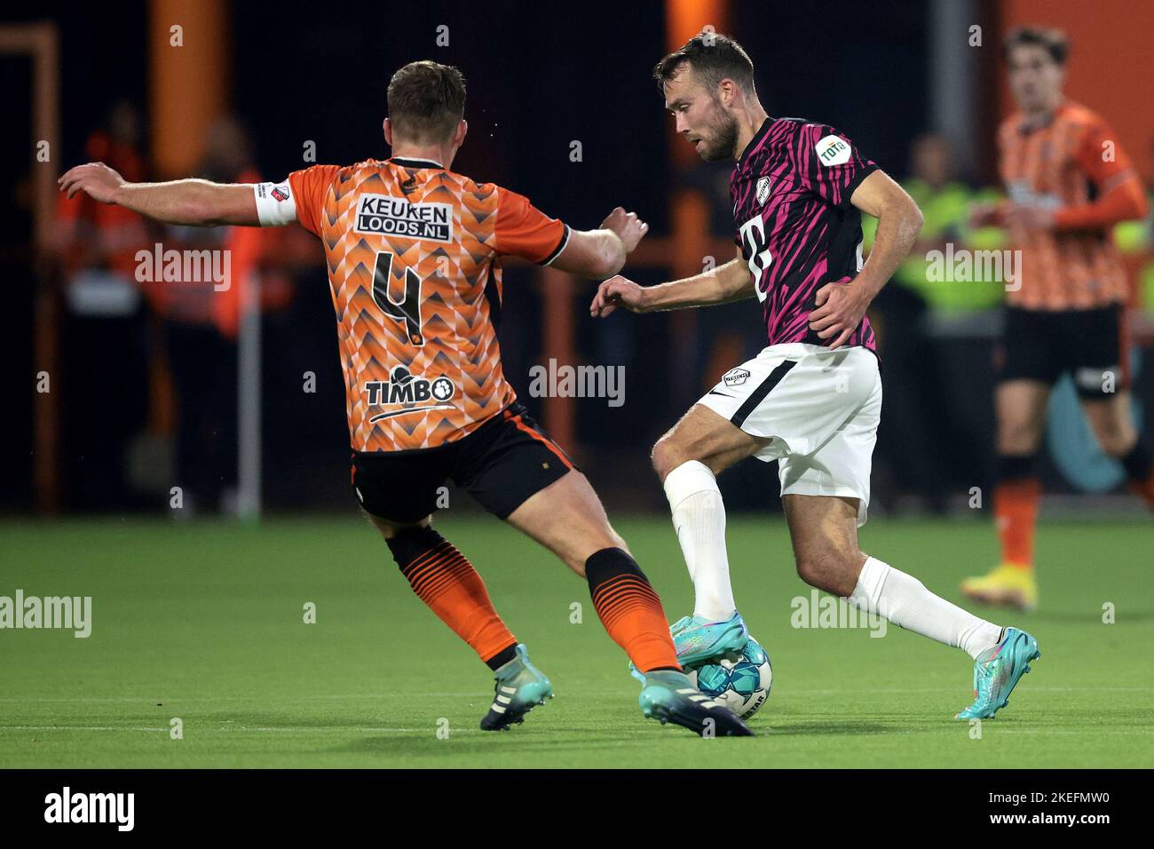 VOLENDAM - (lr) Damon Mirani of FC Volendam, Sander van der Streek of ...