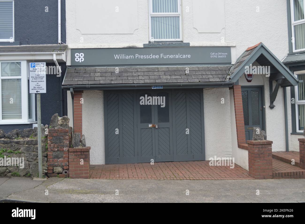 Swansea funeral parlour hi-res stock photography and images - Alamy