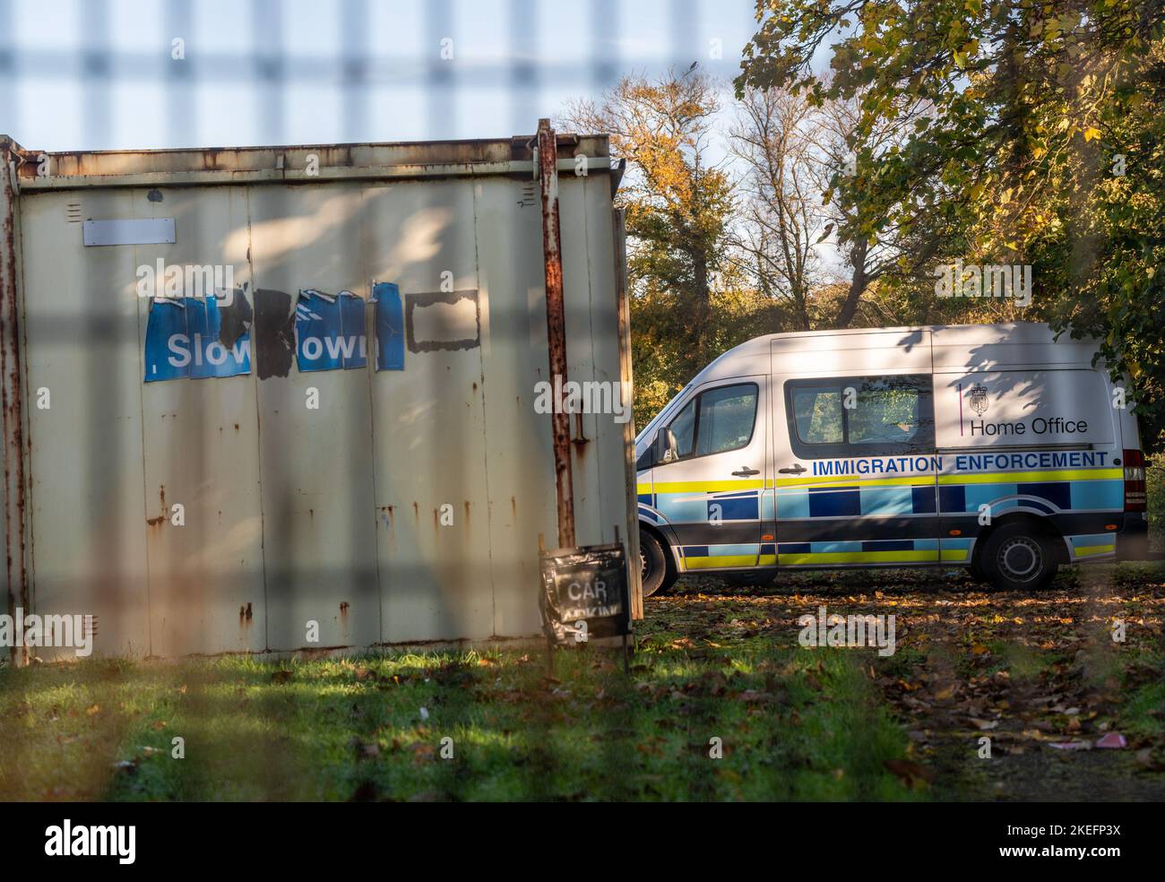 manston immigration centre, processing migrants who have crossed the ...
