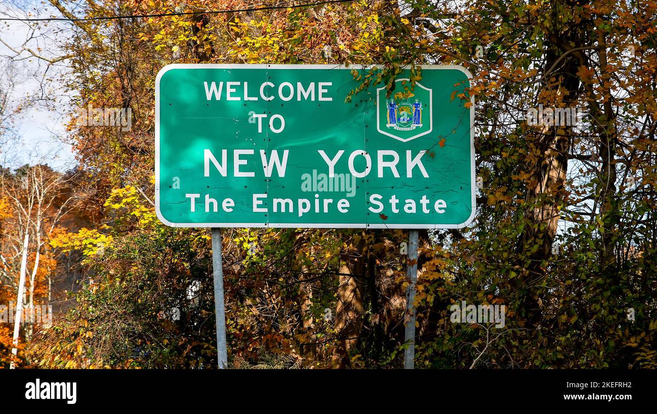 New york state sign hi-res stock photography and images - Alamy