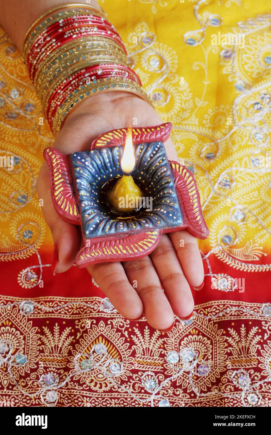Indian Festival Diwali Diya Lamp in Female Hand Stock Photo - Alamy