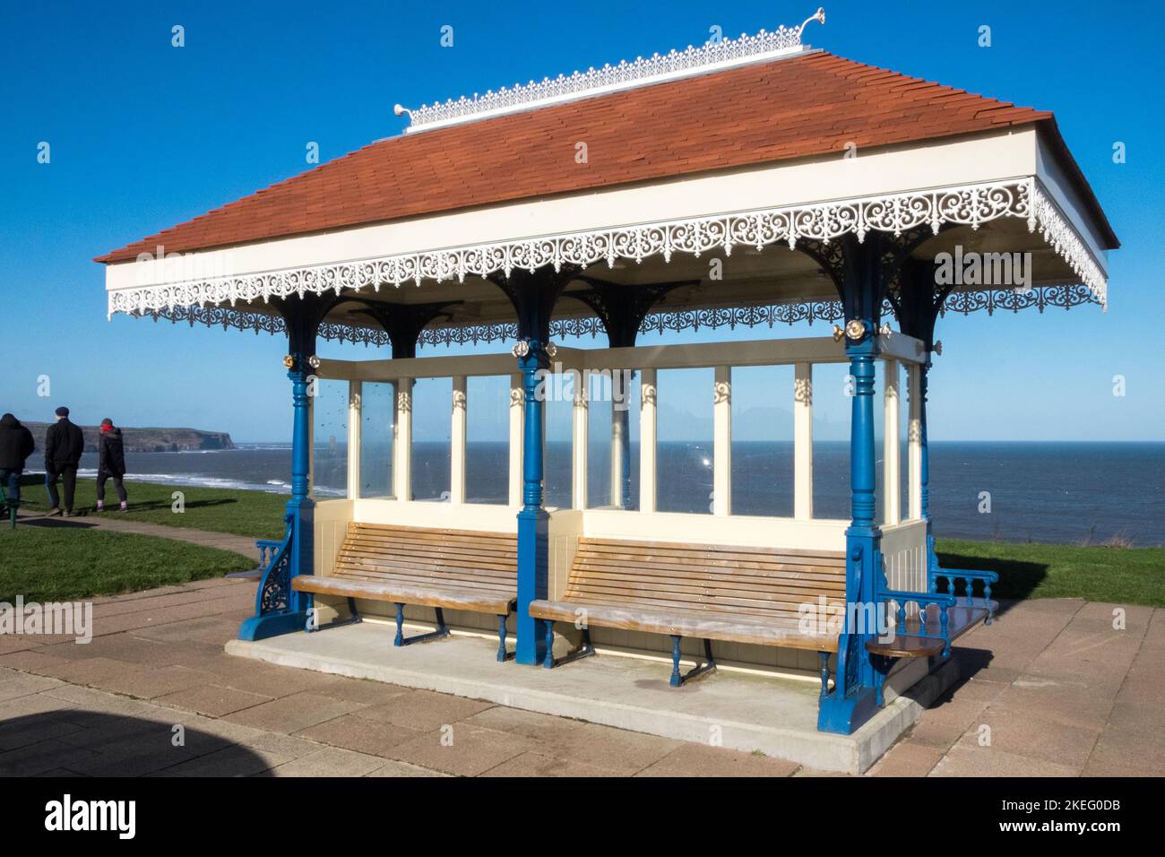 At,Whitby,views,of,beach,and,sea,below,Esplanade Crescent,West Cliff ...