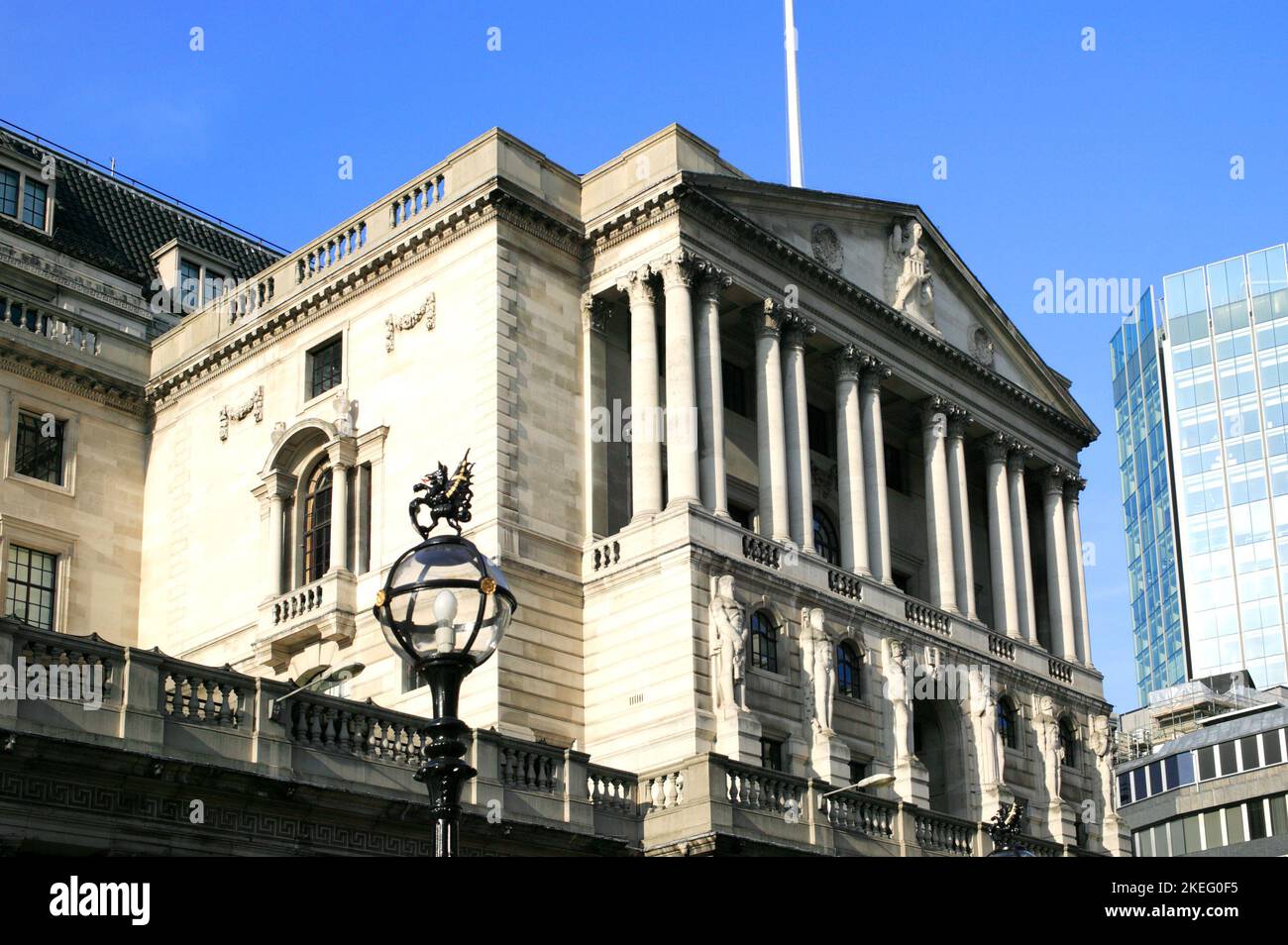 Bank Of England fondly known as The Old Lady Of Threadneadle Street ...