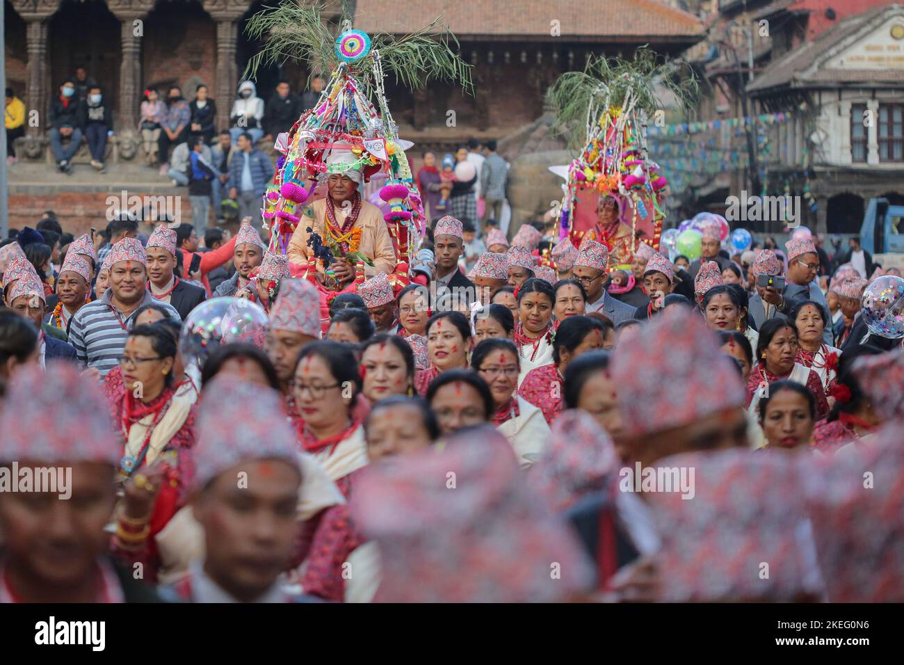 Newari couple hi-res stock photography and images - Alamy