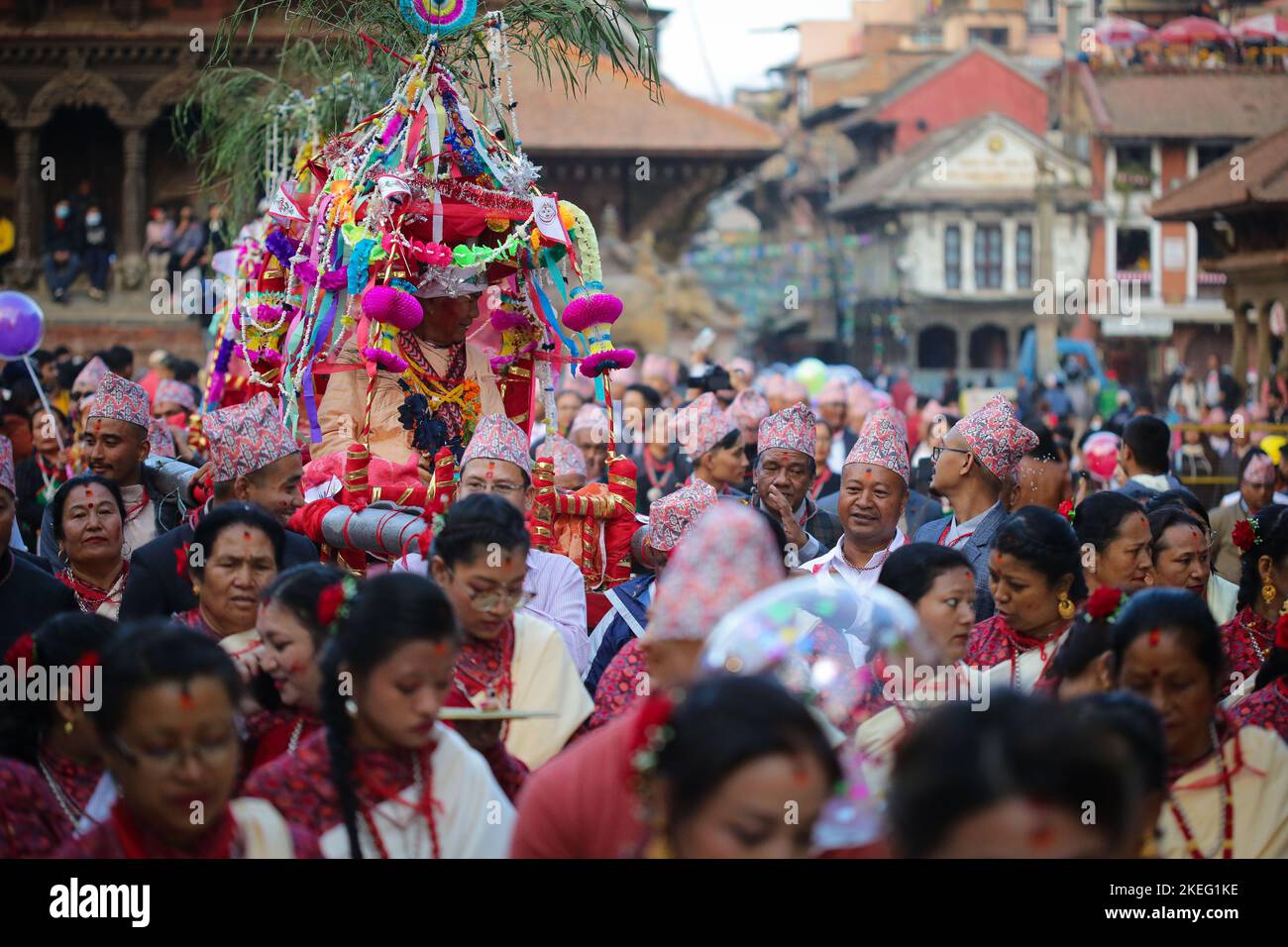 Newari couple hi-res stock photography and images - Alamy