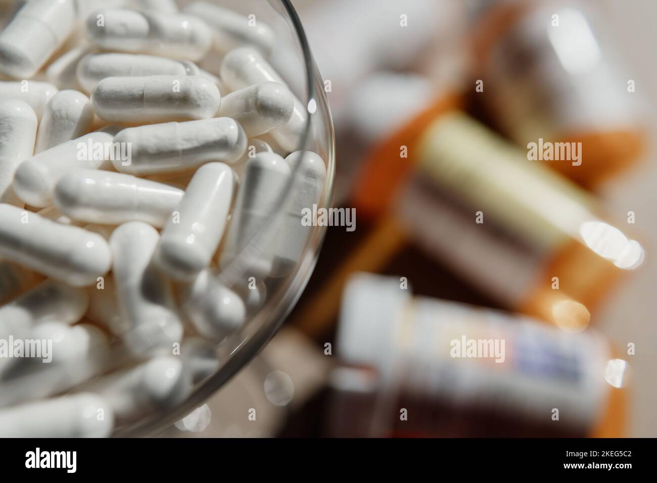 Tablets, capsules, antibiotics. Disease prevention. Treatment for colds ...