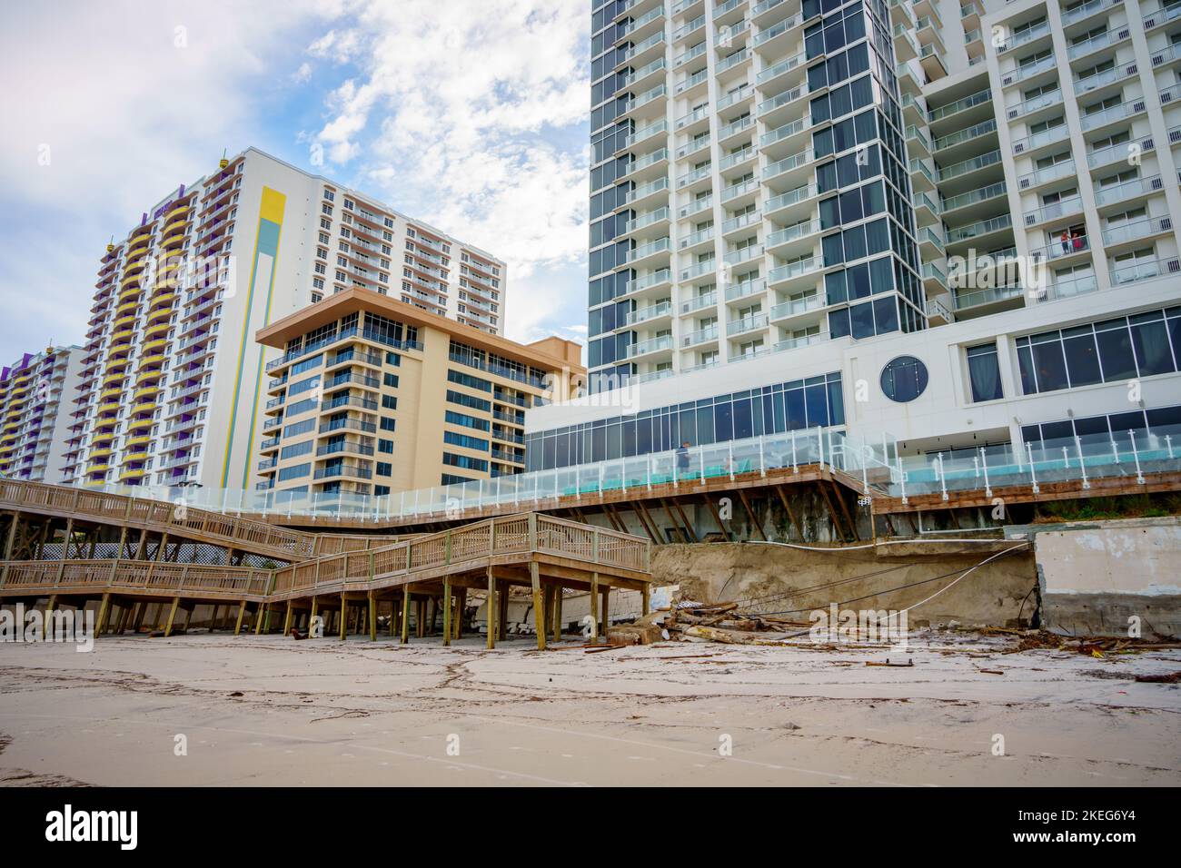 Beach damage from hurricane nicole hi-res stock photography and images ...