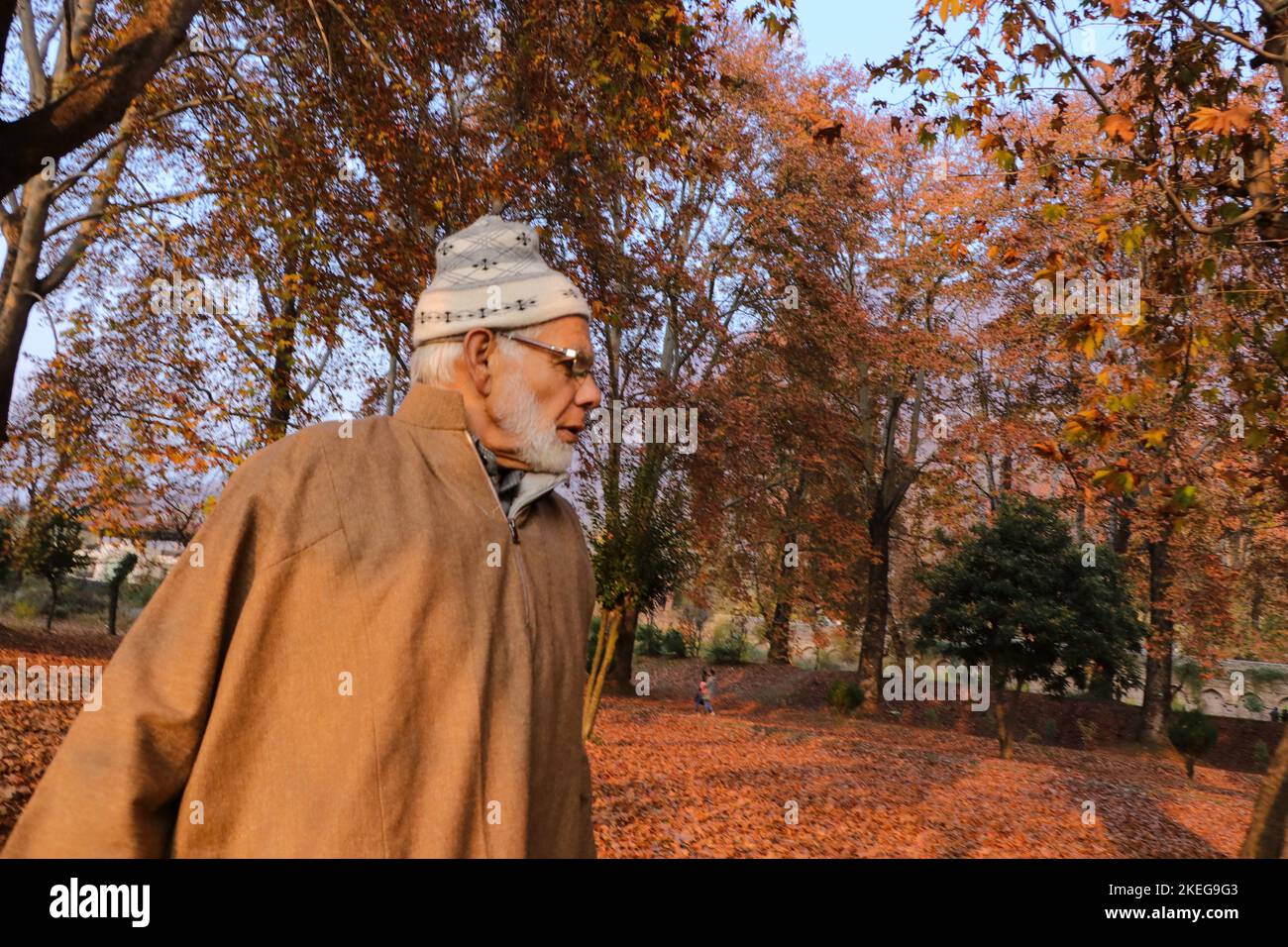 November 12, 2022, Srinagar, Jammu and Kashmir, India: A Kashmiri man ...