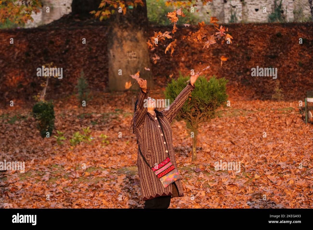 November 12, 2022, Srinagar, Jammu and Kashmir, India: A visitor seen ...