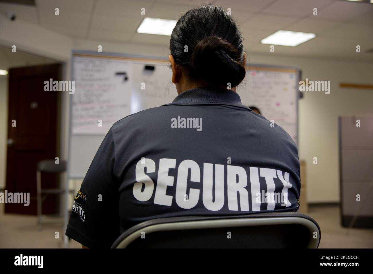 A security worker during first aid training Stock Photo - Alamy