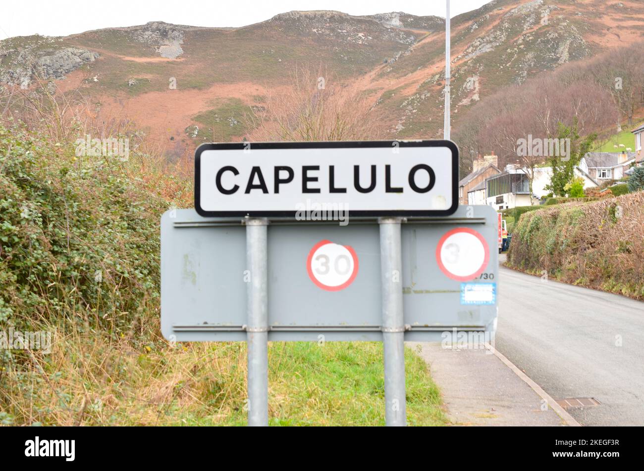 Welsh village winter hi-res stock photography and images - Alamy