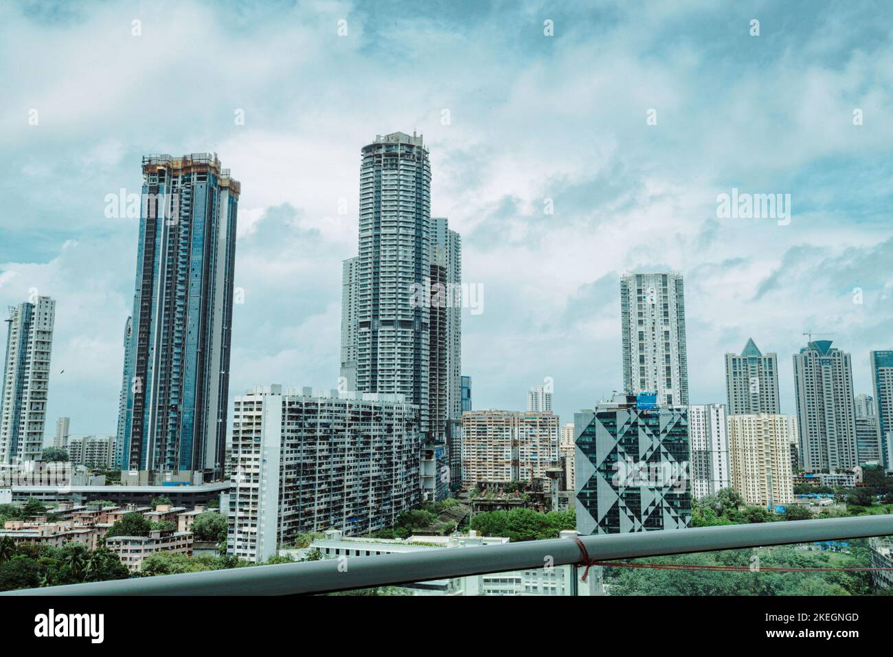 Mumbai high rise buildings hi-res stock photography and images - Alamy