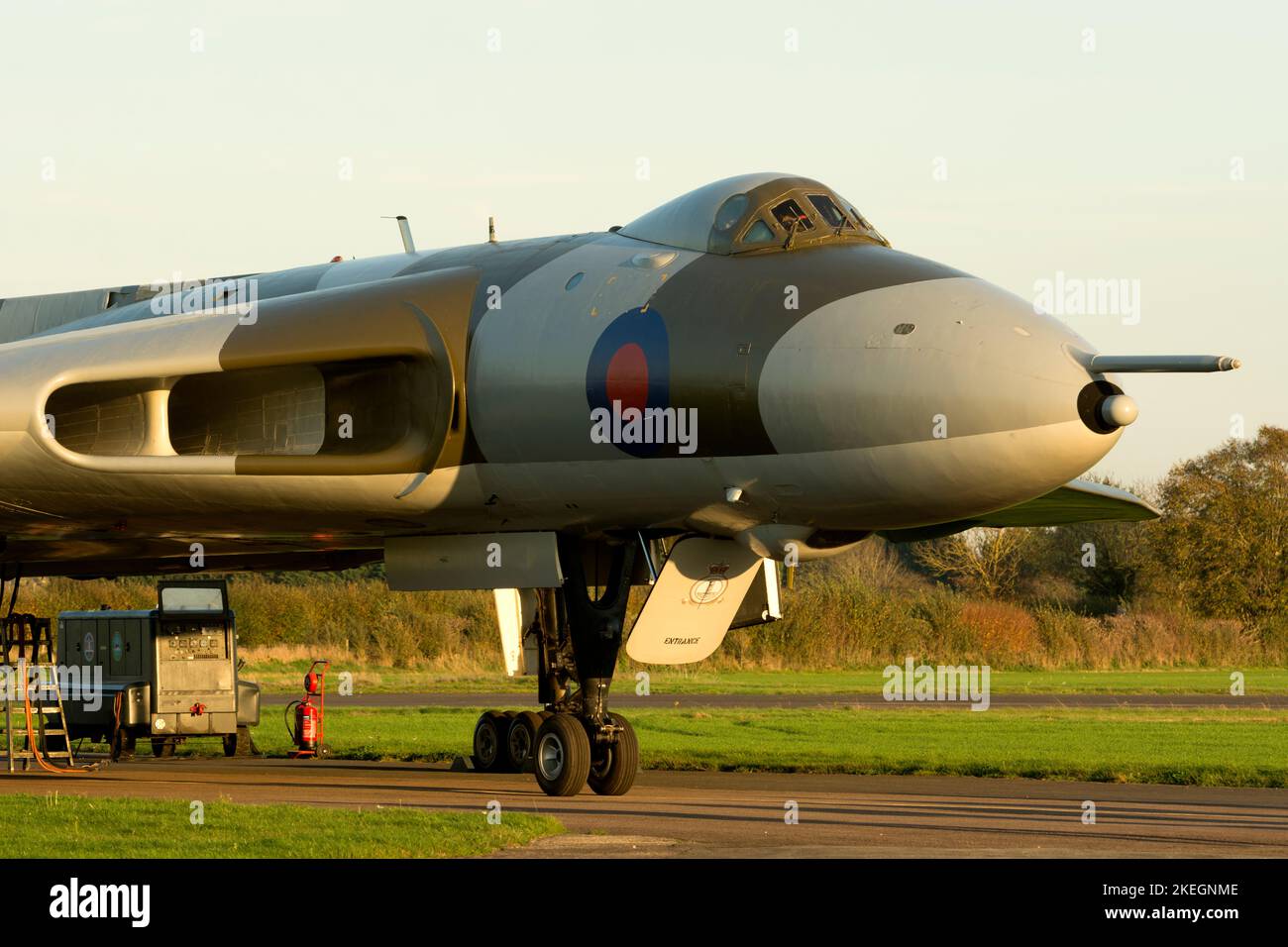 Avro Vulcan B Mk2 XM655 at Wellesbourne Airfield, Warwickshire, UK ...