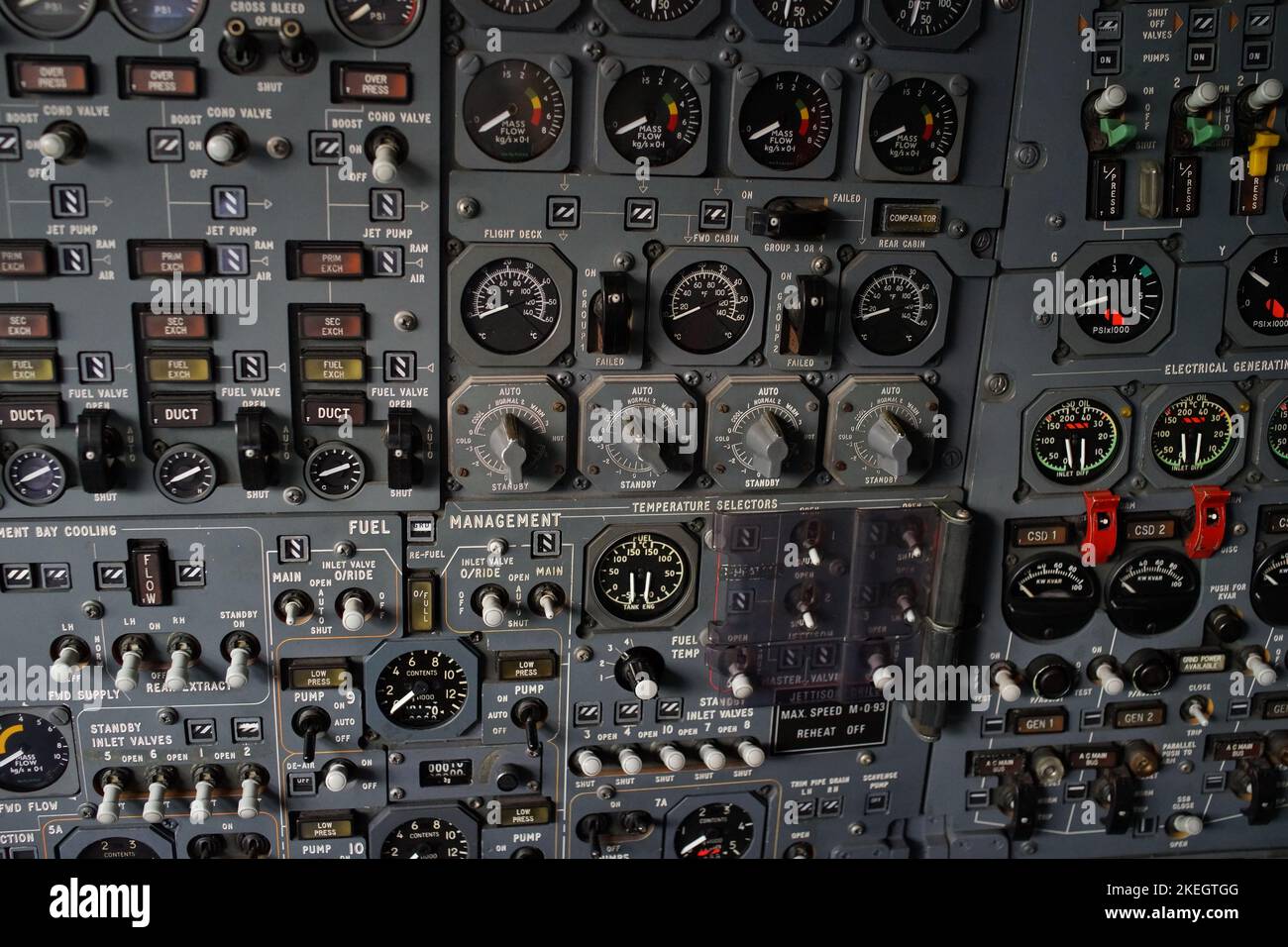 The Aérospatiale/BAC Concorde is a Franco-British supersonic airliner ...