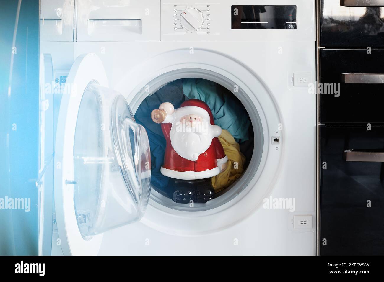 Santa claus machine hi-res stock photography and images - Alamy