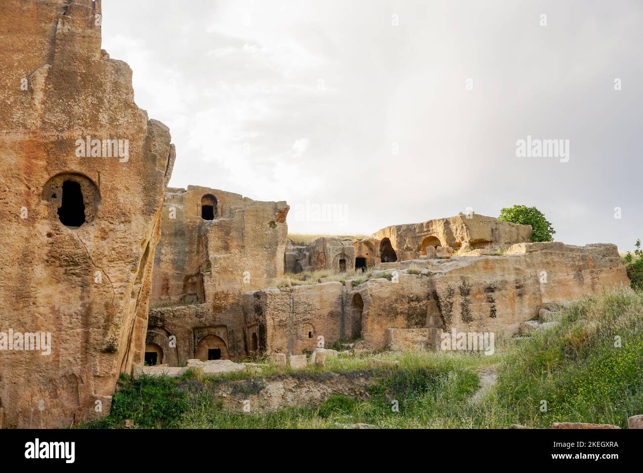 The Dara antique fortress city with necropol and cistern of Eastern ...