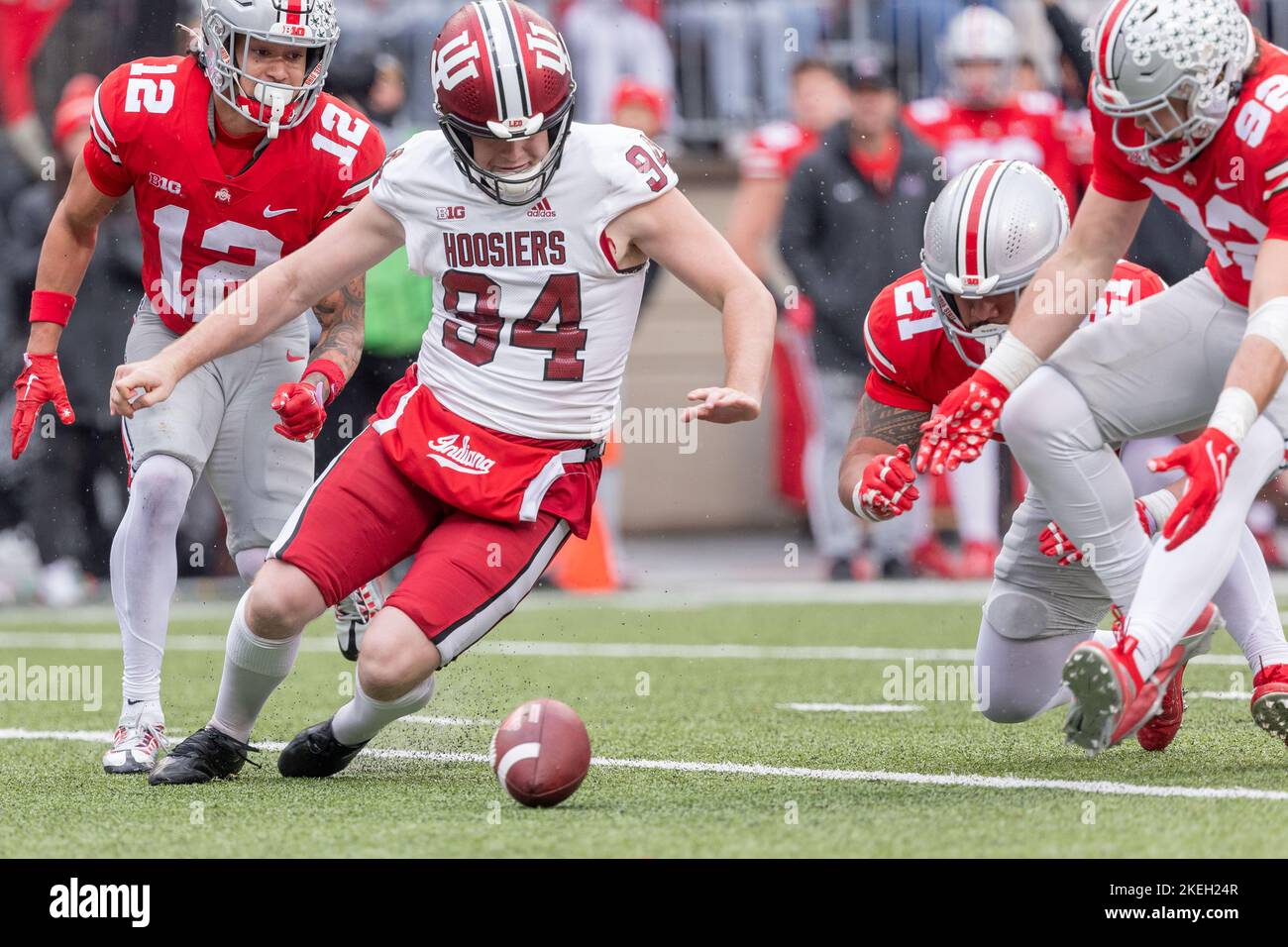 Columbus, Ohio, USA. 12th Nov, 2022. Indiana Hoosiers punter James ...