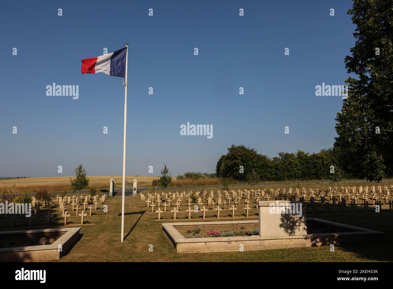 Crosses,and,Muslim,gravestones,in,war,World War,WW1,World War 1,First ...