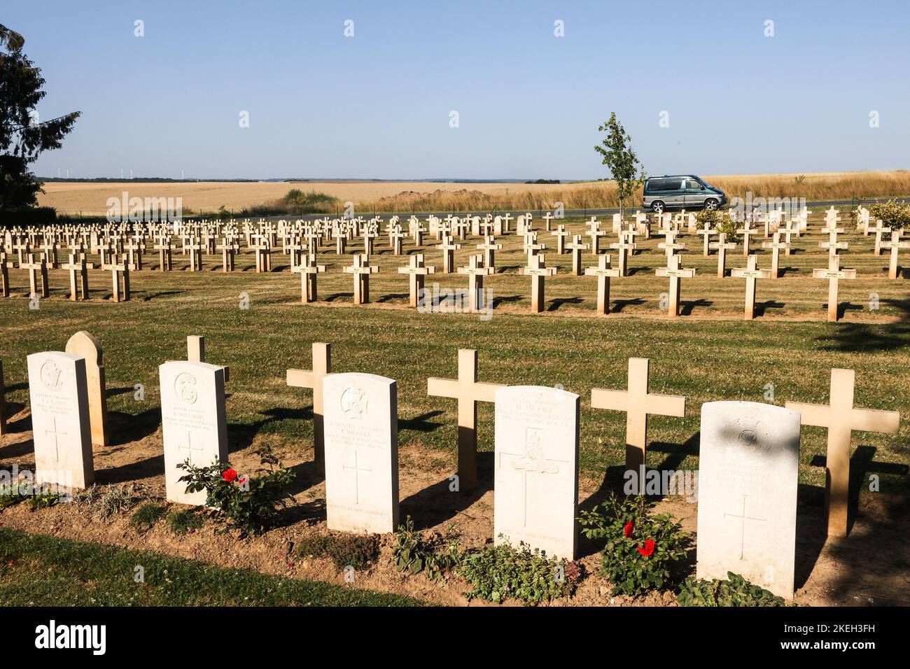 Crosses,and,Muslim,gravestones,in,war,World War,WW1,World War 1,First ...