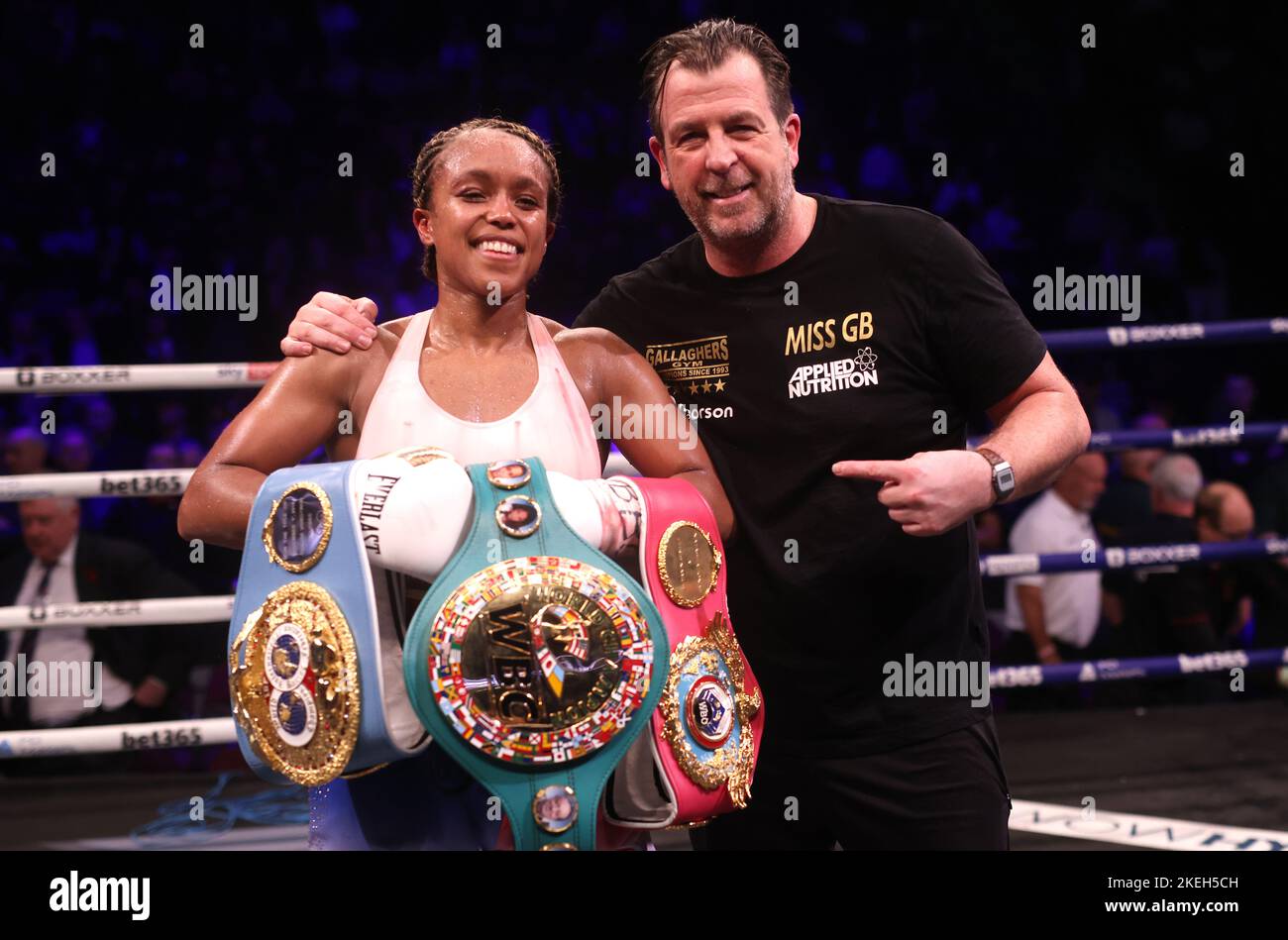 Natasha Jones (left) celebrates victory against Marie-Eve Dicaire in ...