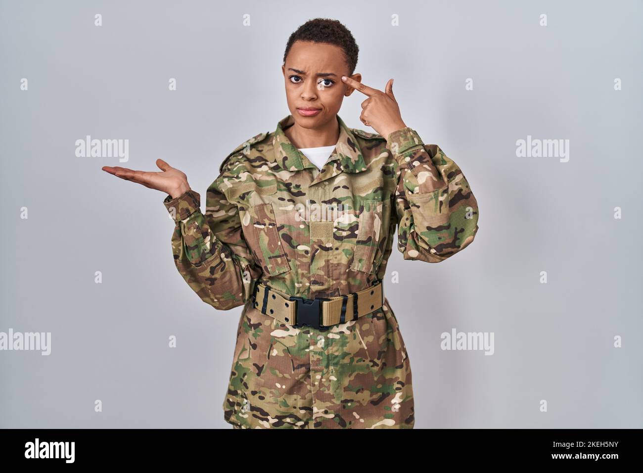 Open battle woman soldier hi-res stock photography and images - Alamy